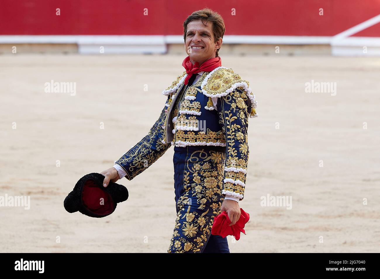 Spanish bullfighting Julian Lopez El Juli challenges a Nunez del ...