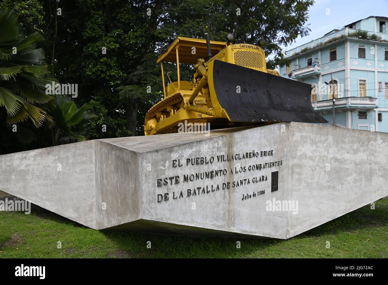 Scenic view of the bulldozer used by Che Guevara to derail the armored ...
