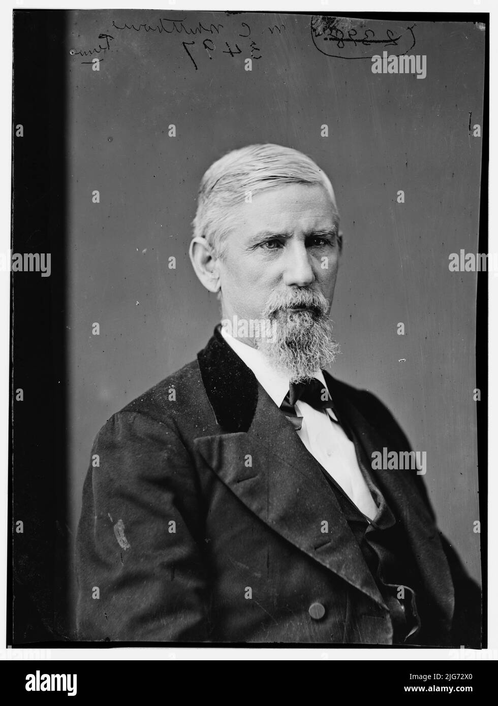 Hair wash man Black and White Stock Photos & Images - Alamy