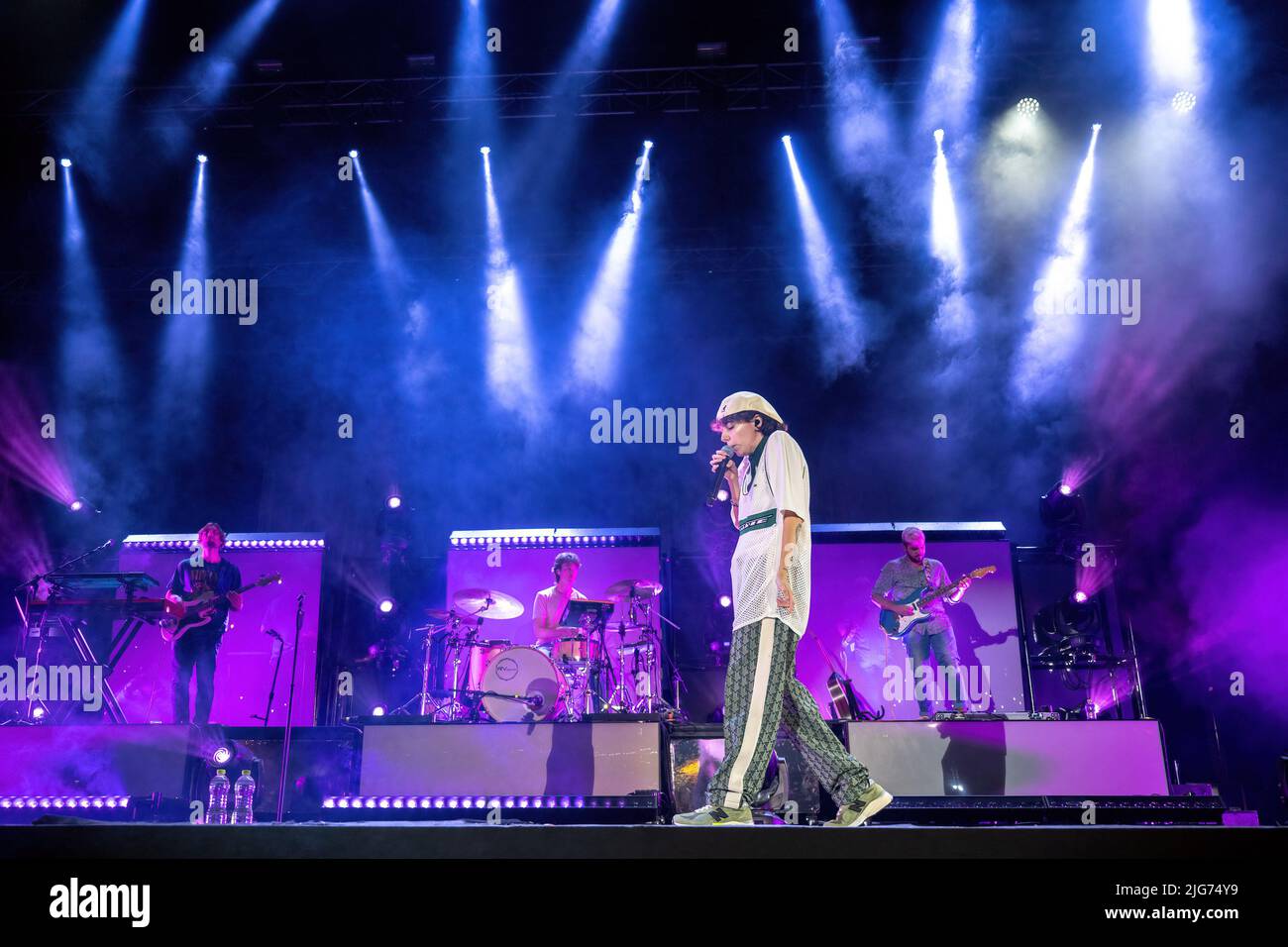 Ariete singer hi-res stock photography and images - Alamy