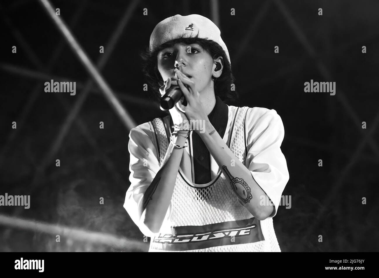 Ariete singer hi-res stock photography and images - Alamy