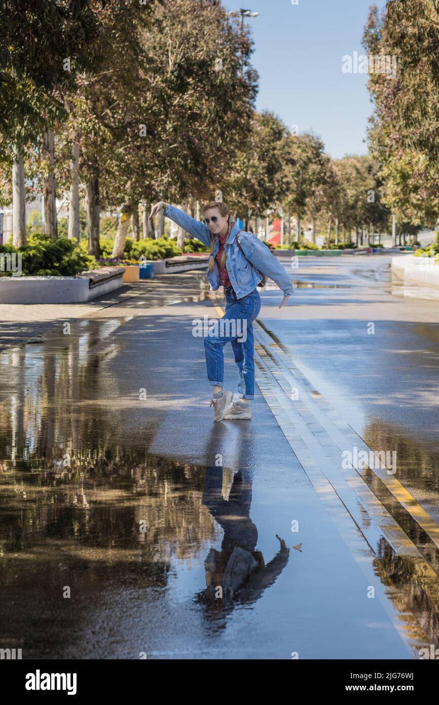 Puddle dance hi-res stock photography and images - Alamy