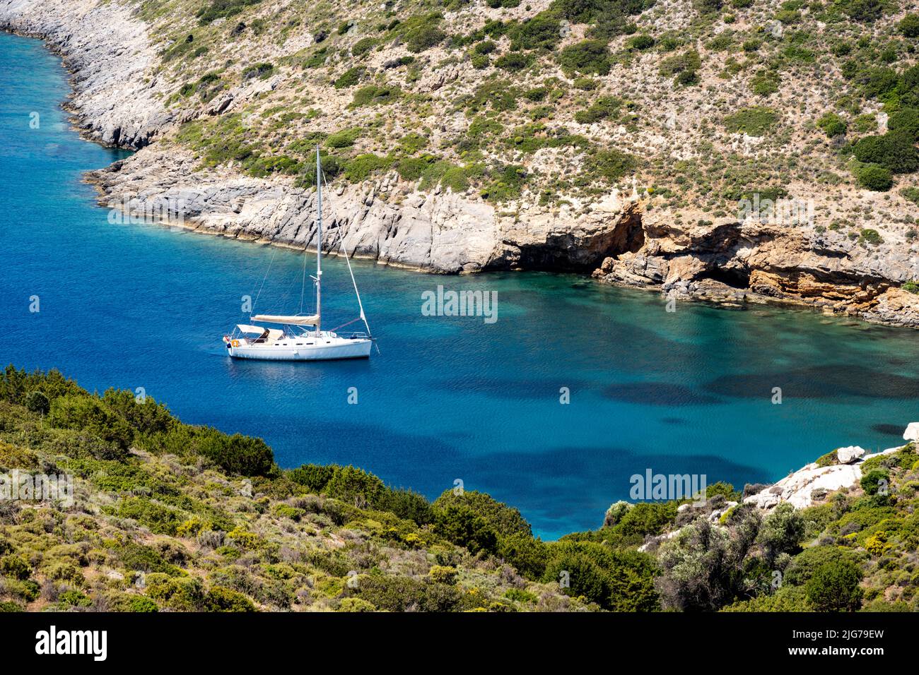Fourni strand hi-res stock photography and images - Alamy