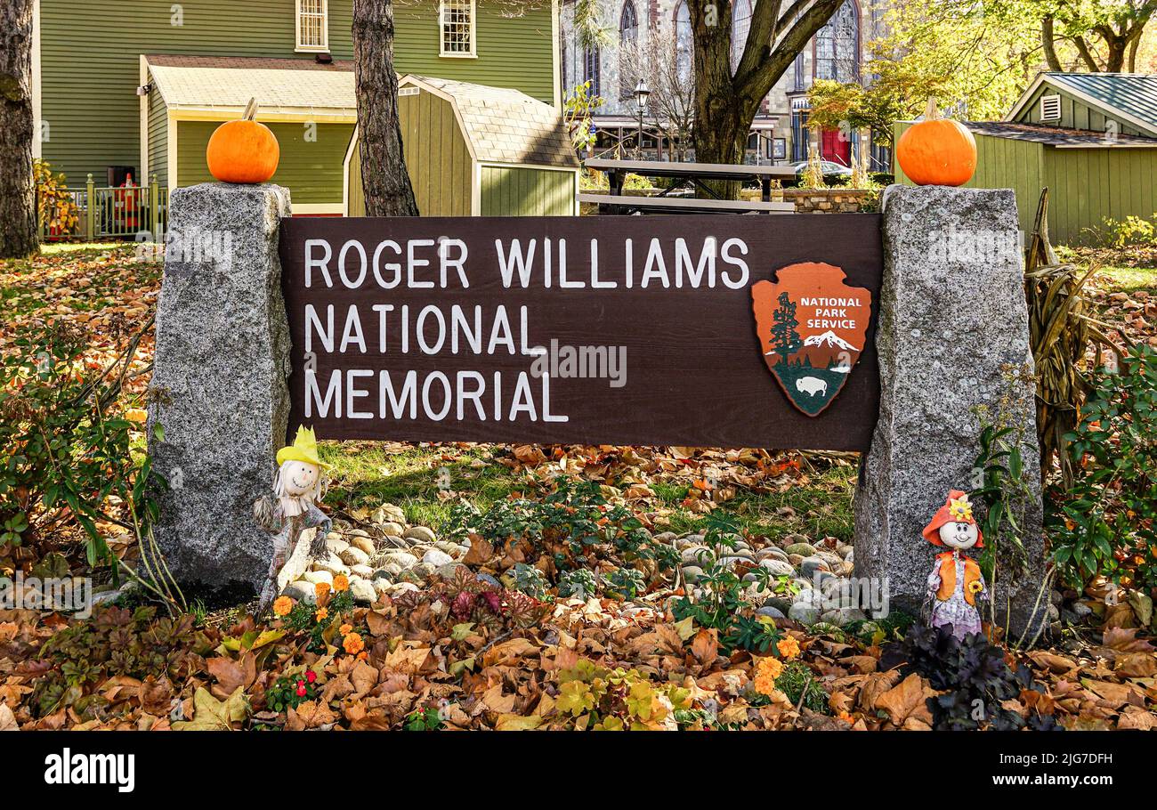 Roger Williams National Memorial National Park Service Sign Stock Photo - Alamy