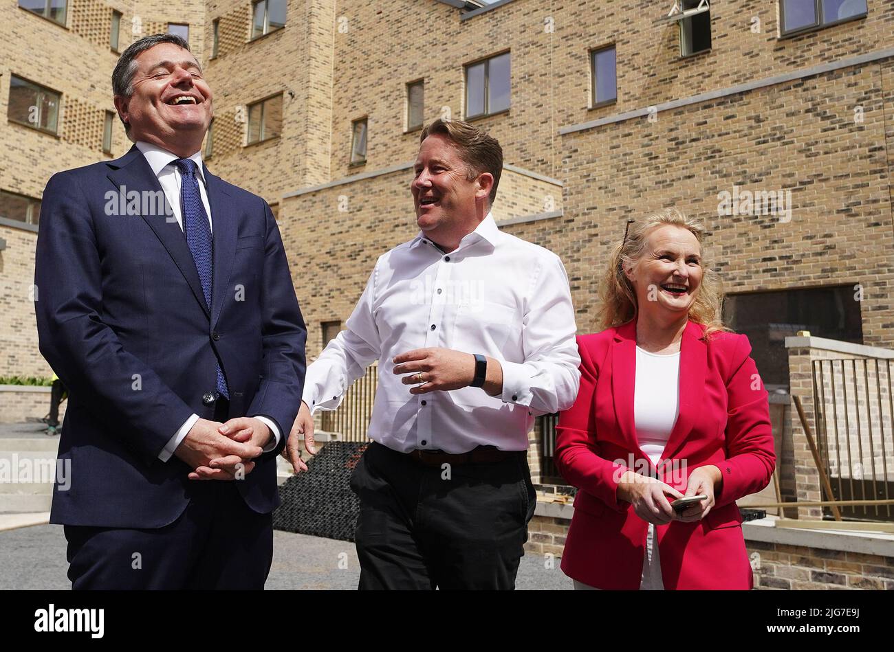 Minister for Finance Paschal Donohoe (left), Minister for Housing ...