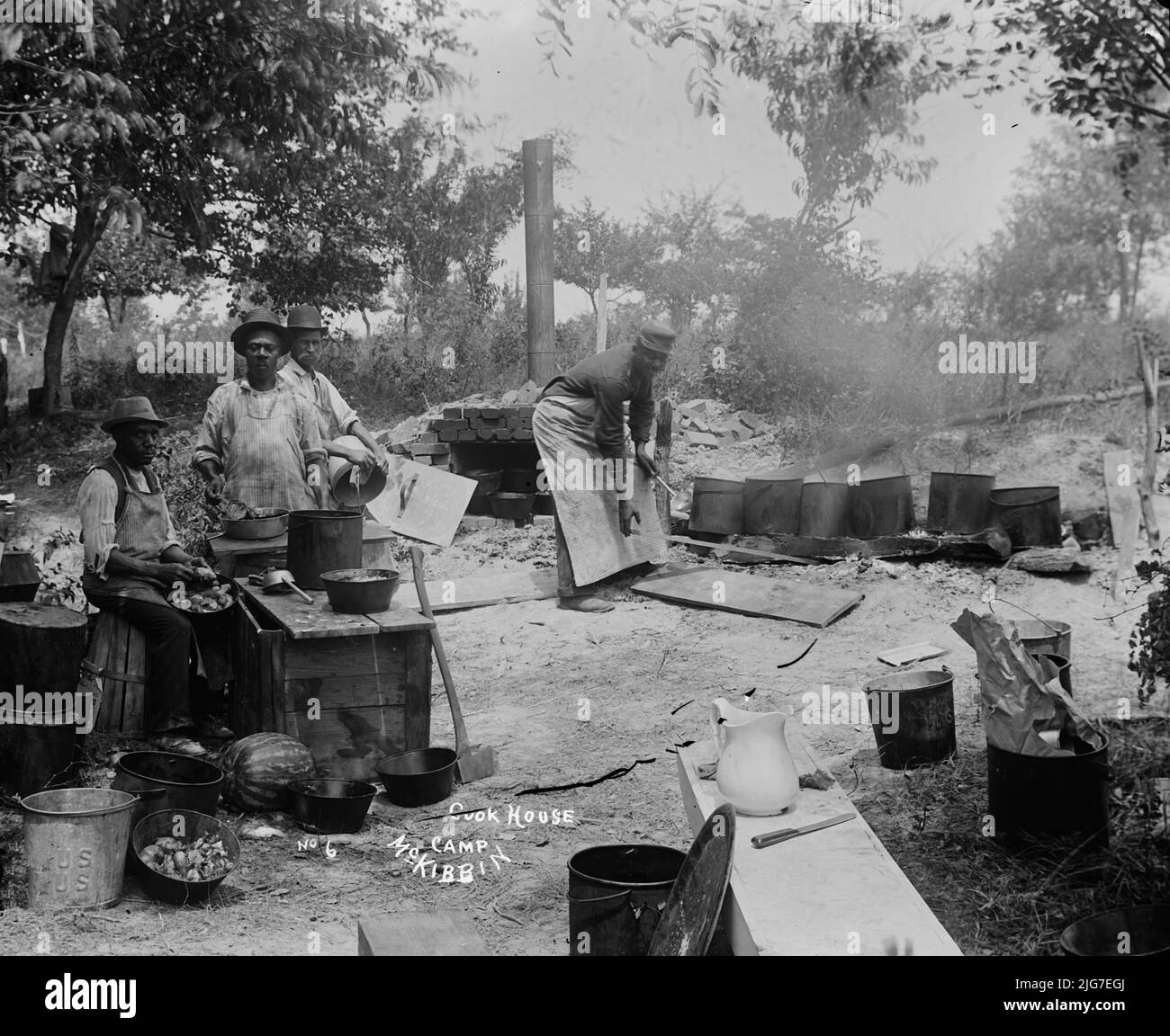 American army tools hi-res stock photography and images - Alamy