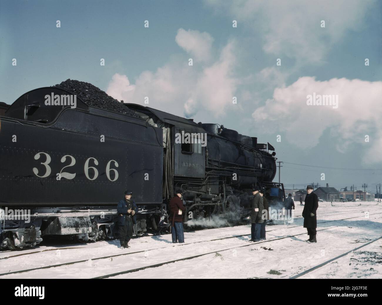 Santa Fe RR freight train about to leave for the West Coast from Corwith yard, Chicago, Ill ...