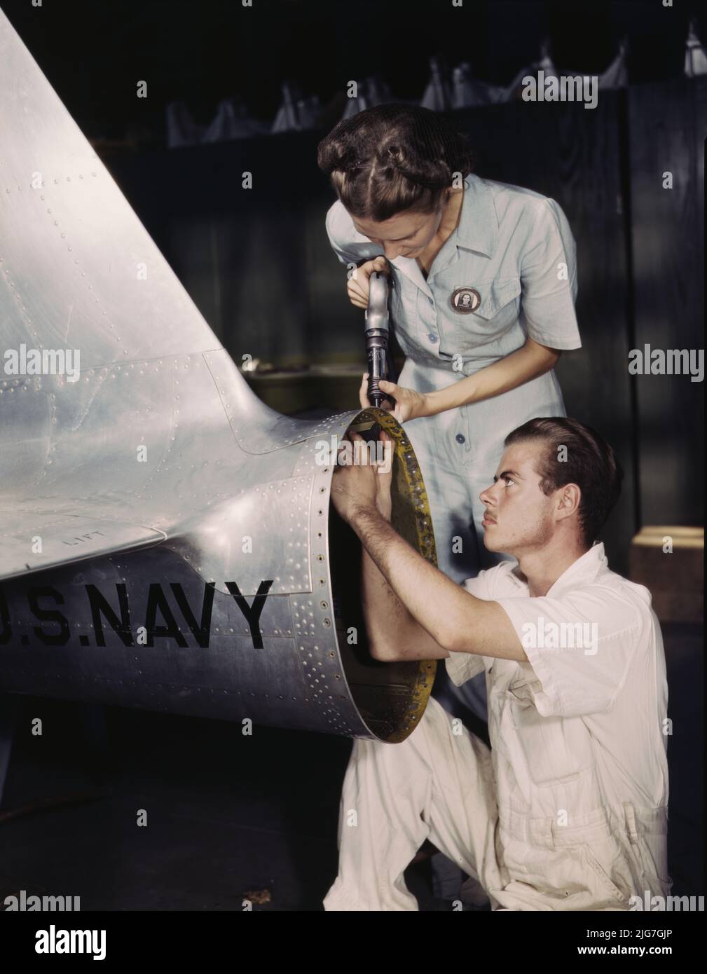 Ww2 women engineer hi-res stock photography and images - Alamy