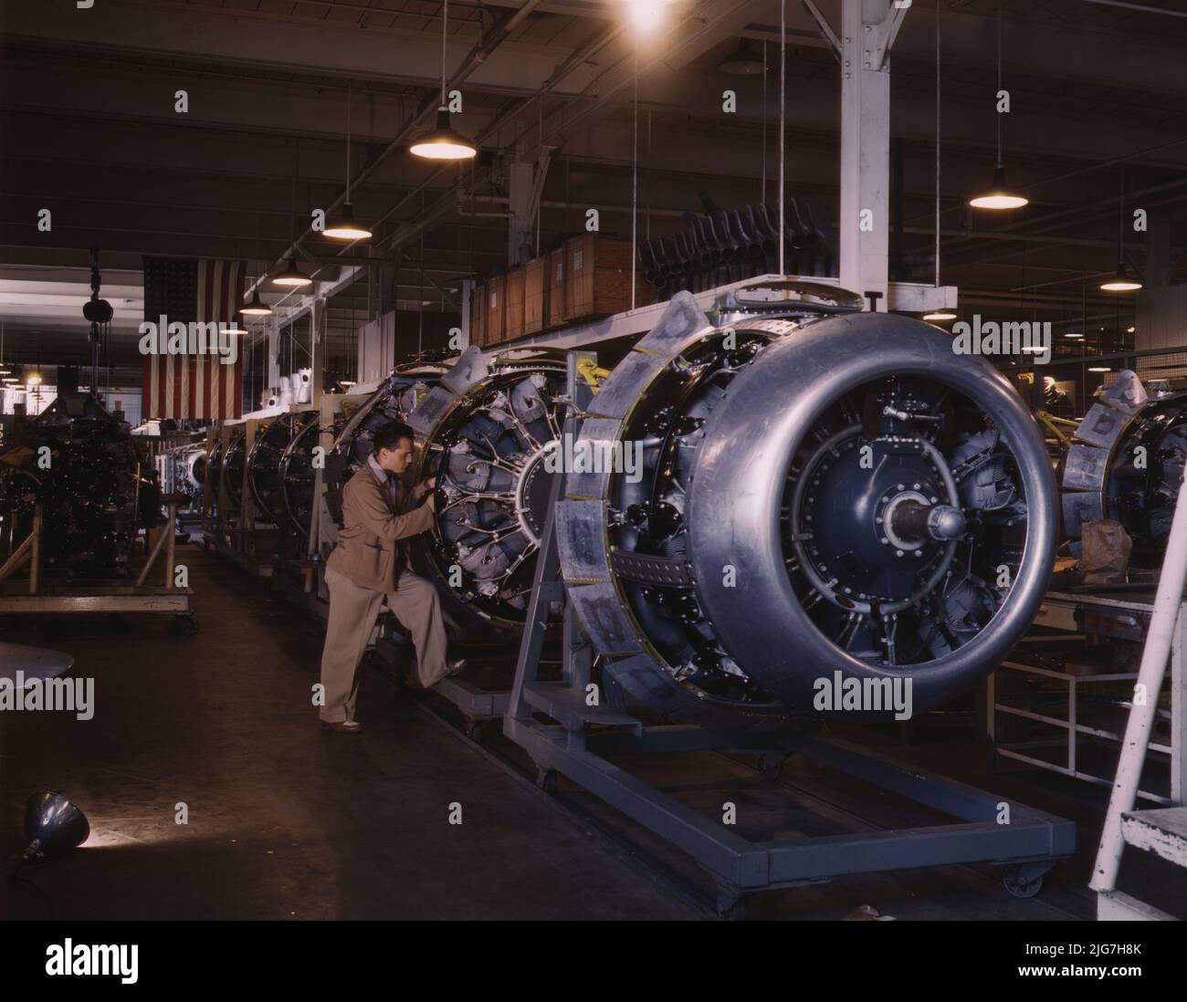 American aircraft production line hi-res stock photography and images ...