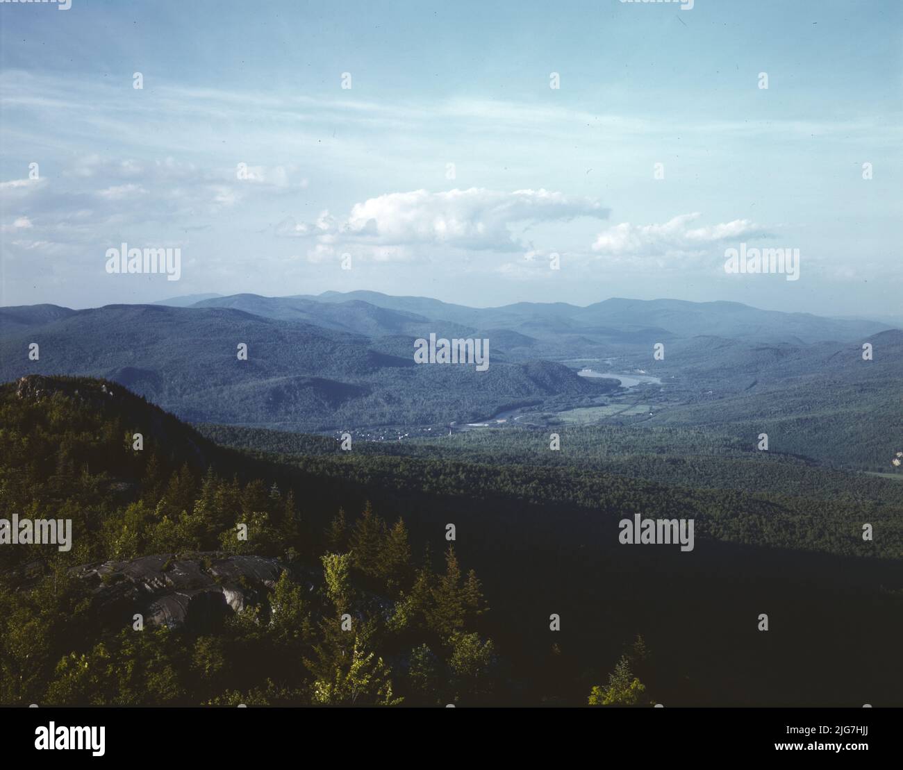 New hampshire fire tower hi-res stock photography and images - Alamy