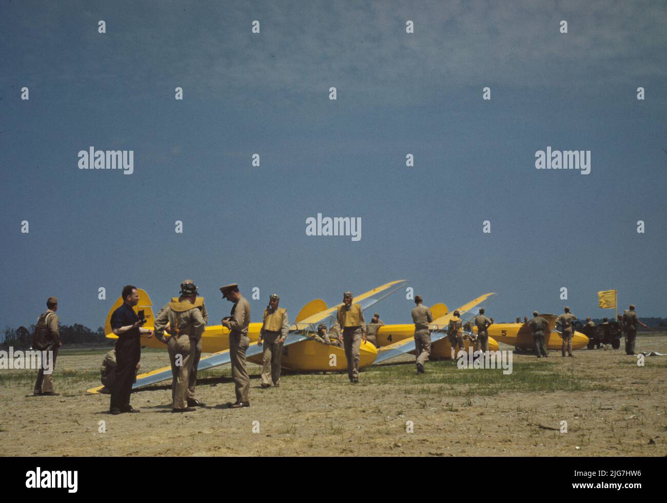 Preparing for take-off at the glider pilot training program, Page Field ...