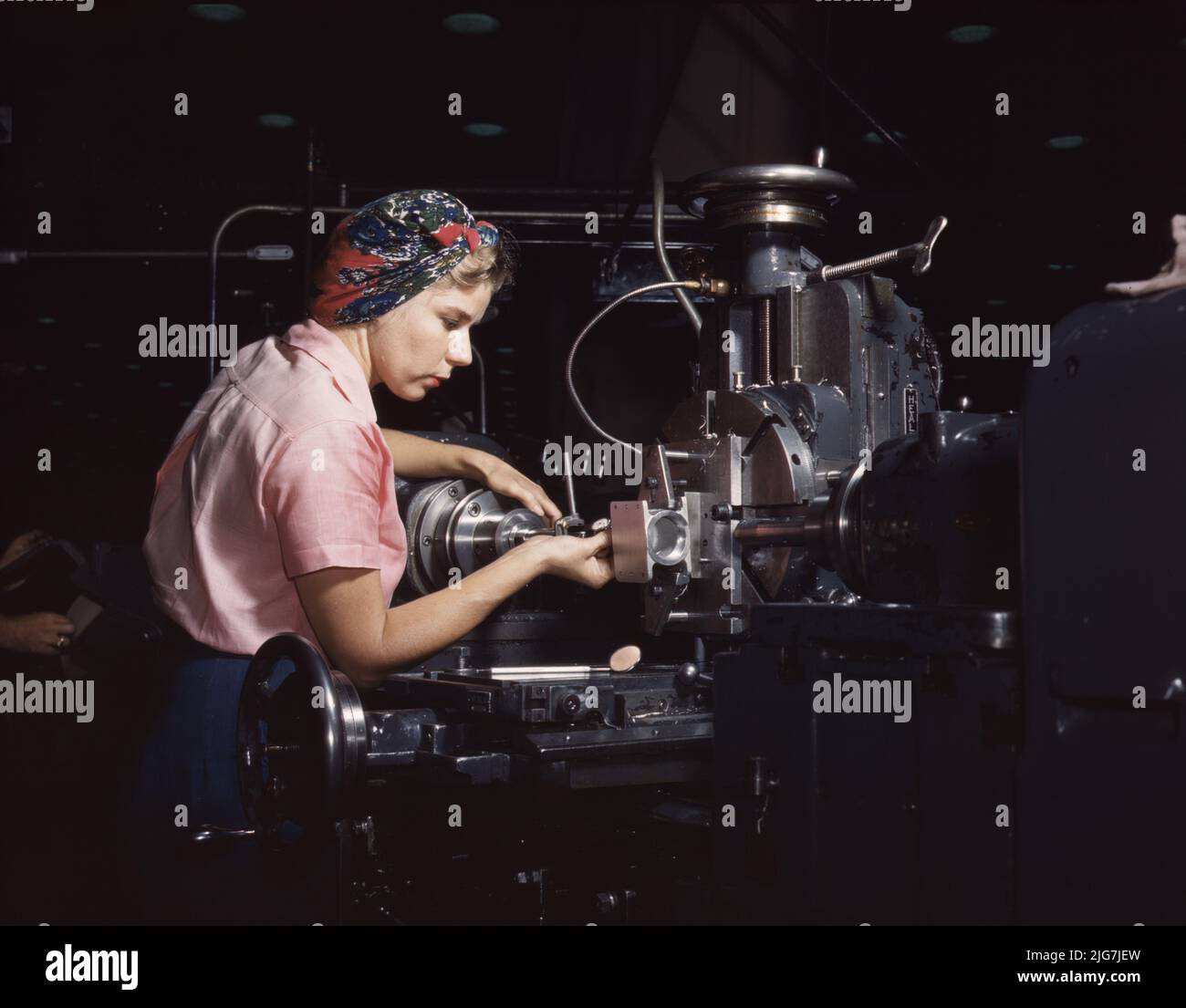 Ww2 aircraft production line hi-res stock photography and images - Alamy