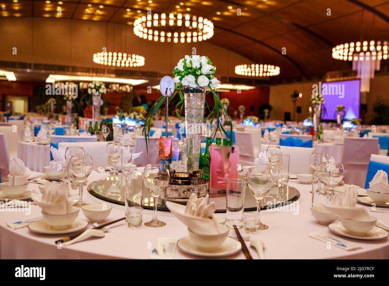 Table decoration for a luxury wedding in Hanoi, Vietnam Stock Photo - Alamy