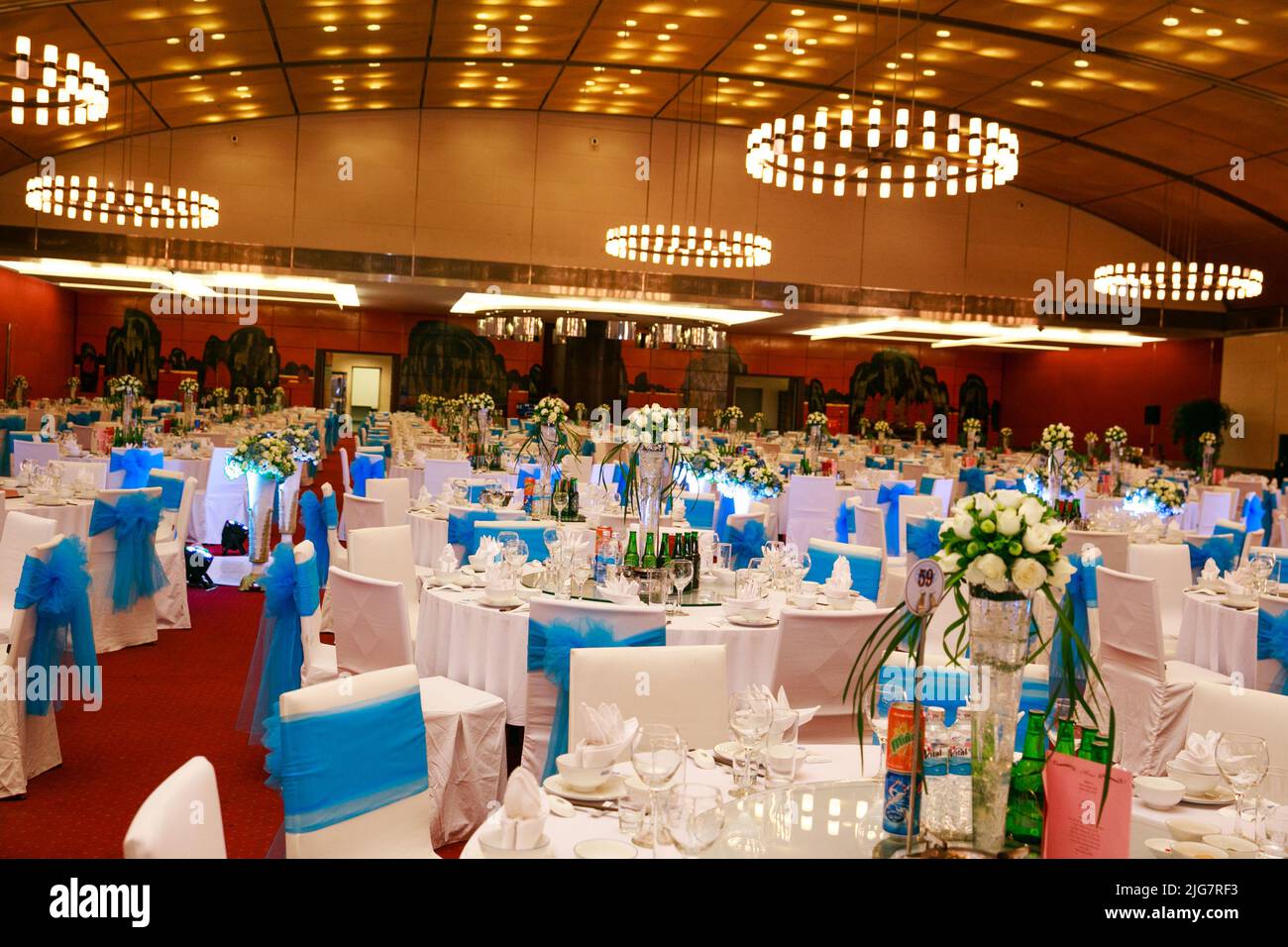 Table decoration for a luxury wedding in Hanoi, Vietnam Stock Photo - Alamy