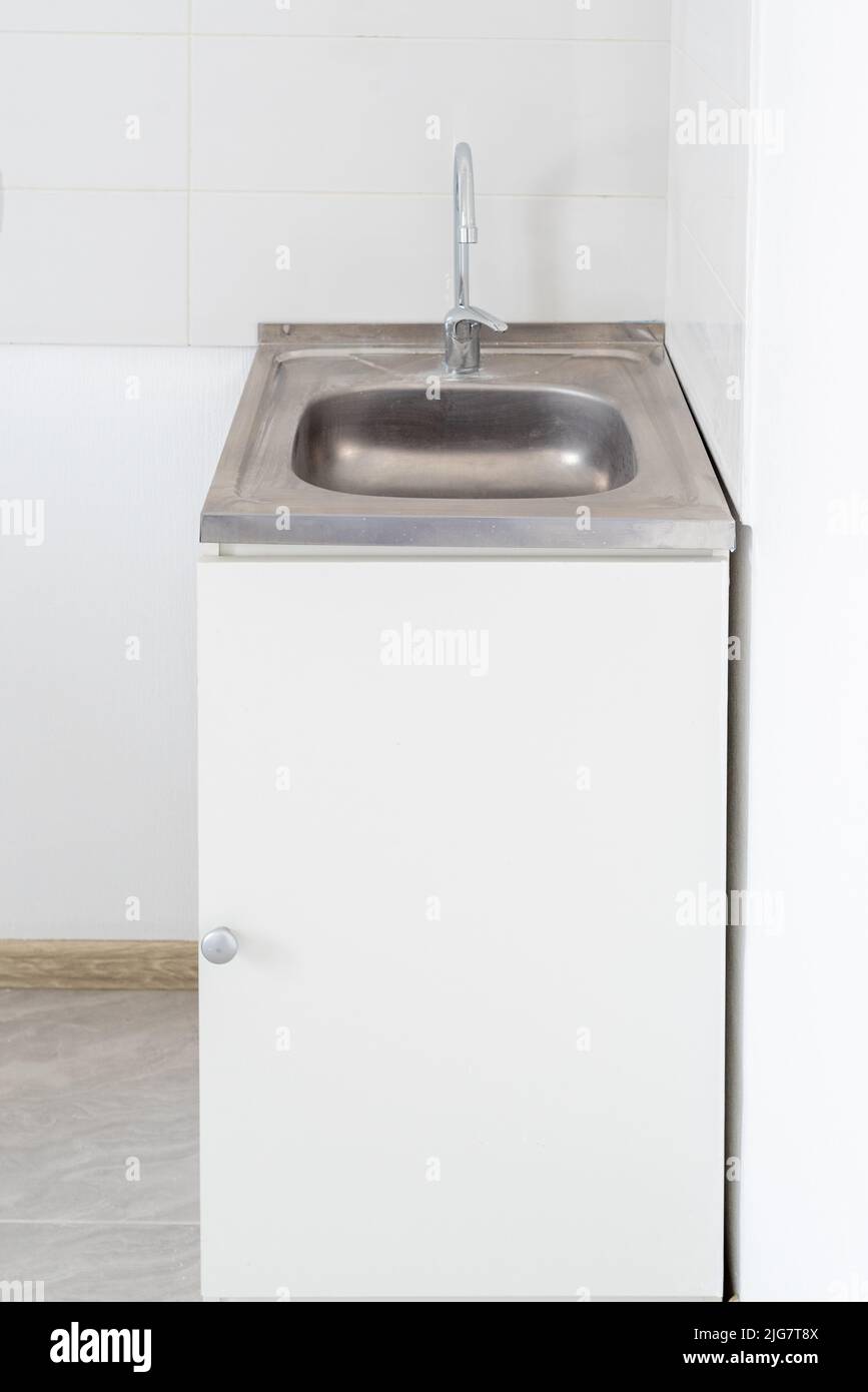 Closing faucet hi-res stock photography and images - Alamy