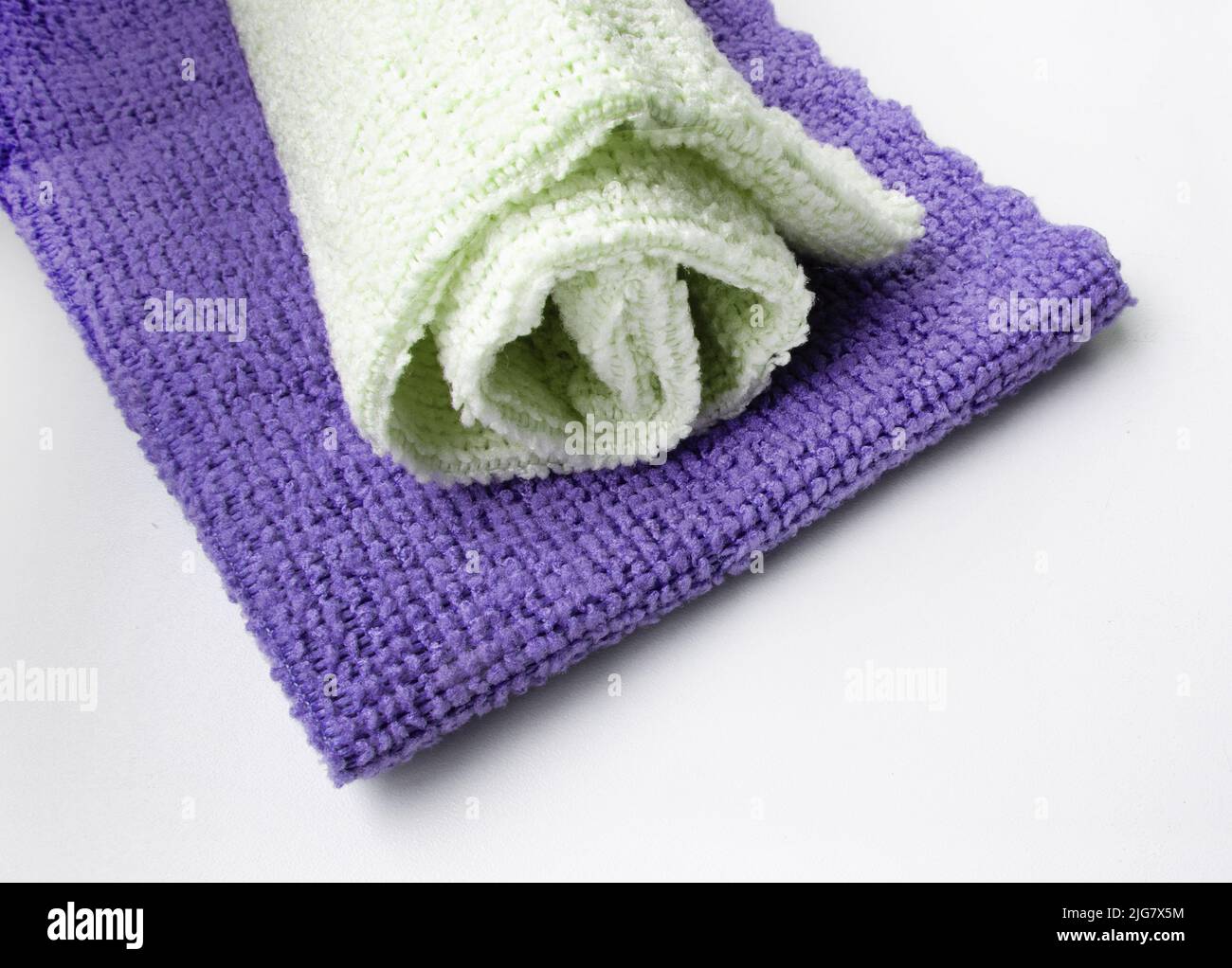 Purple rags hi-res stock photography and images - Alamy