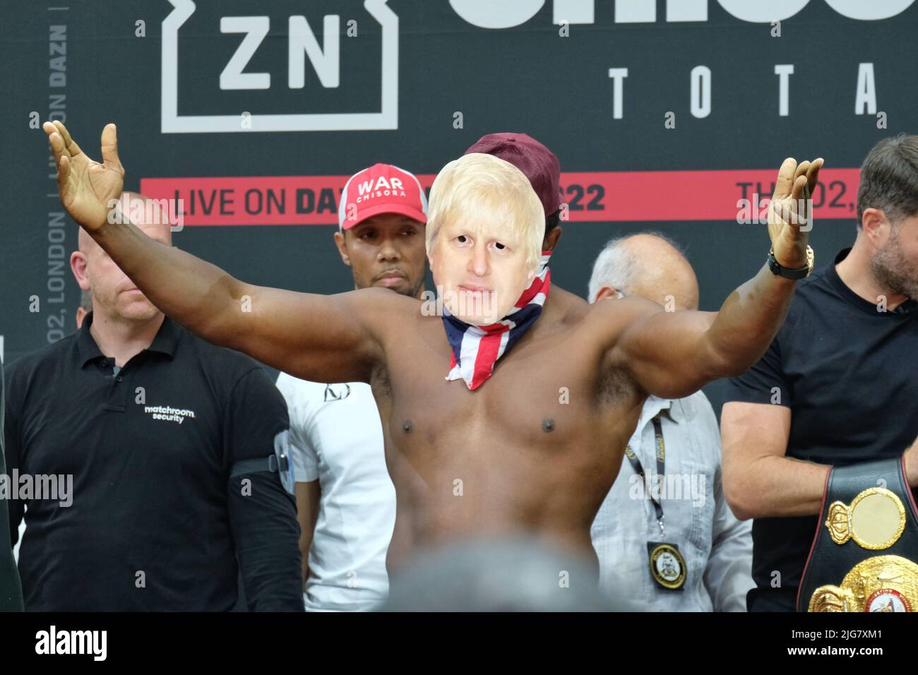London, UK, 8th July, 2022. Heavyweights Derek Chisora - seen in a ...
