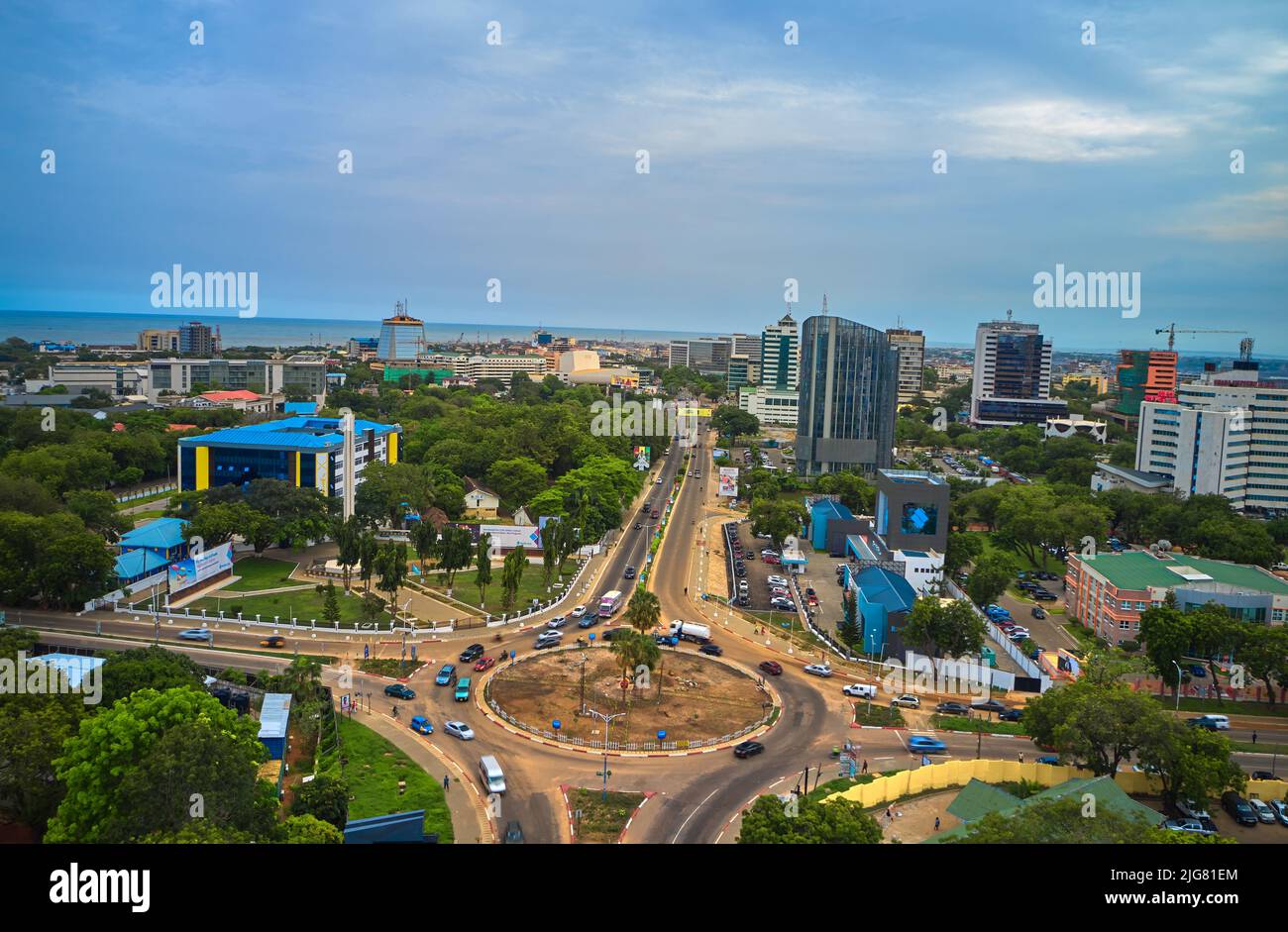 traffic flow in Accra business area, Ghana - Africa Stock Photo - Alamy