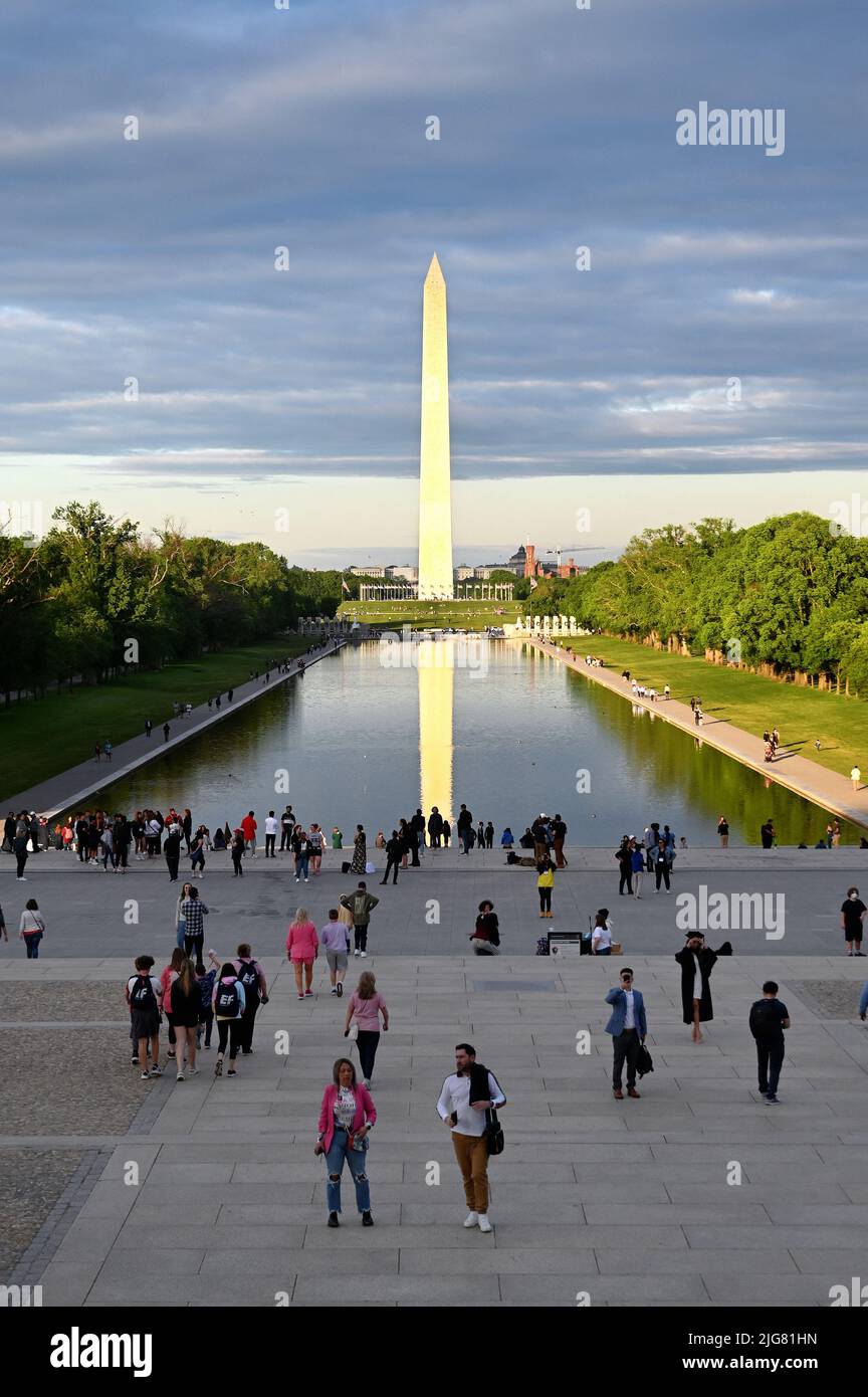 Washington mall reflecting pool hi-res stock photography and images - Alamy