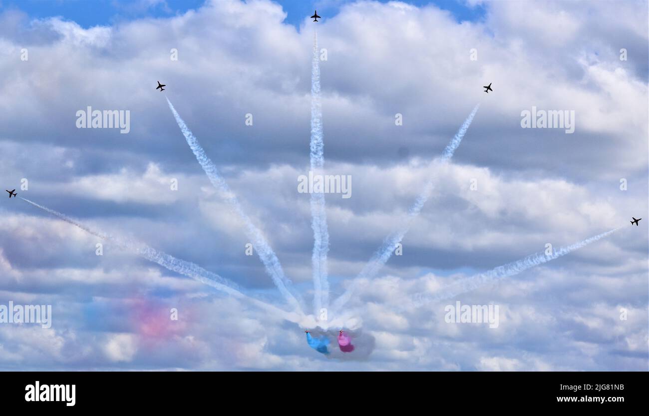 Red Arrows Star Climb Stock Photo - Alamy