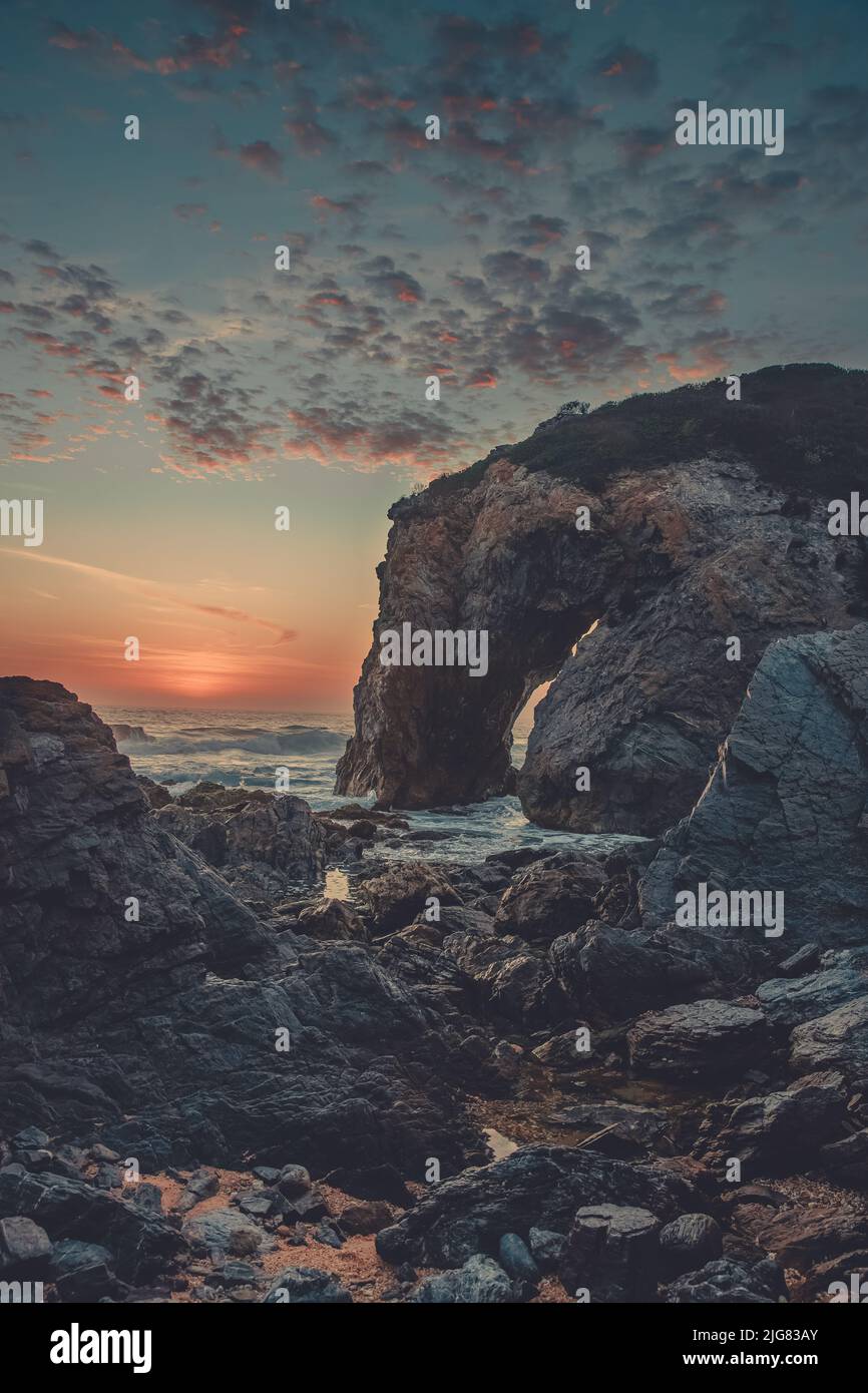 Horse head rock formation hi-res stock photography and images - Alamy