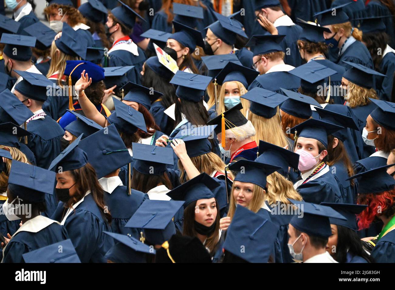 University students graduation us hi-res stock photography and images ...