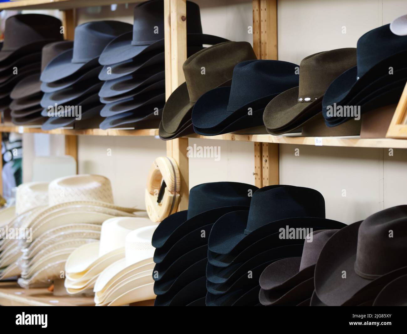 Vintage cowboy hats hi-res stock photography and images - Alamy