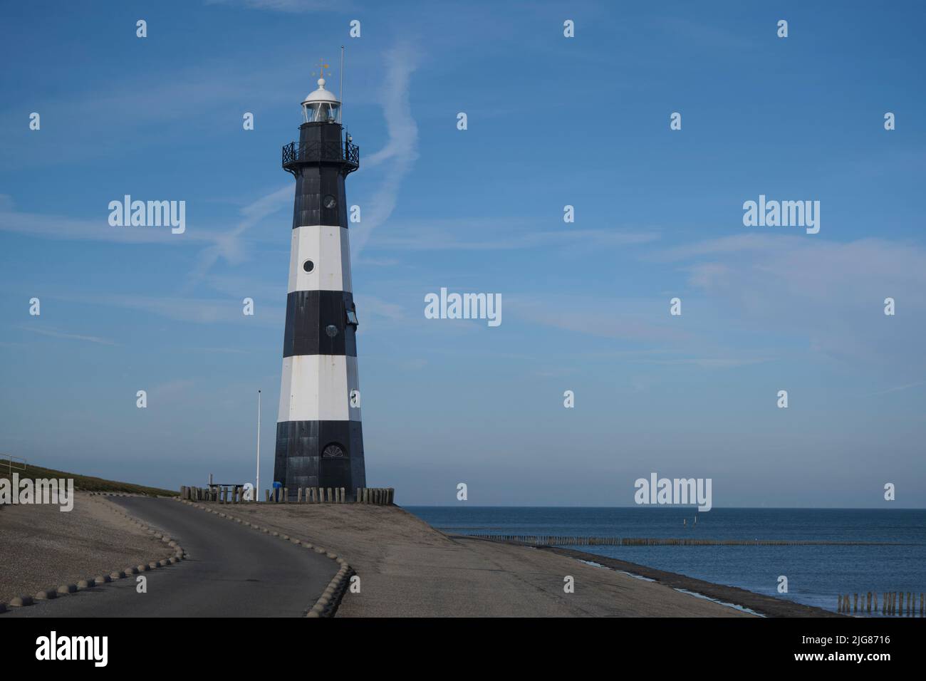 Breskens. Lighthouse "Nieuwe Sluis" near the town of Breskens in the ...