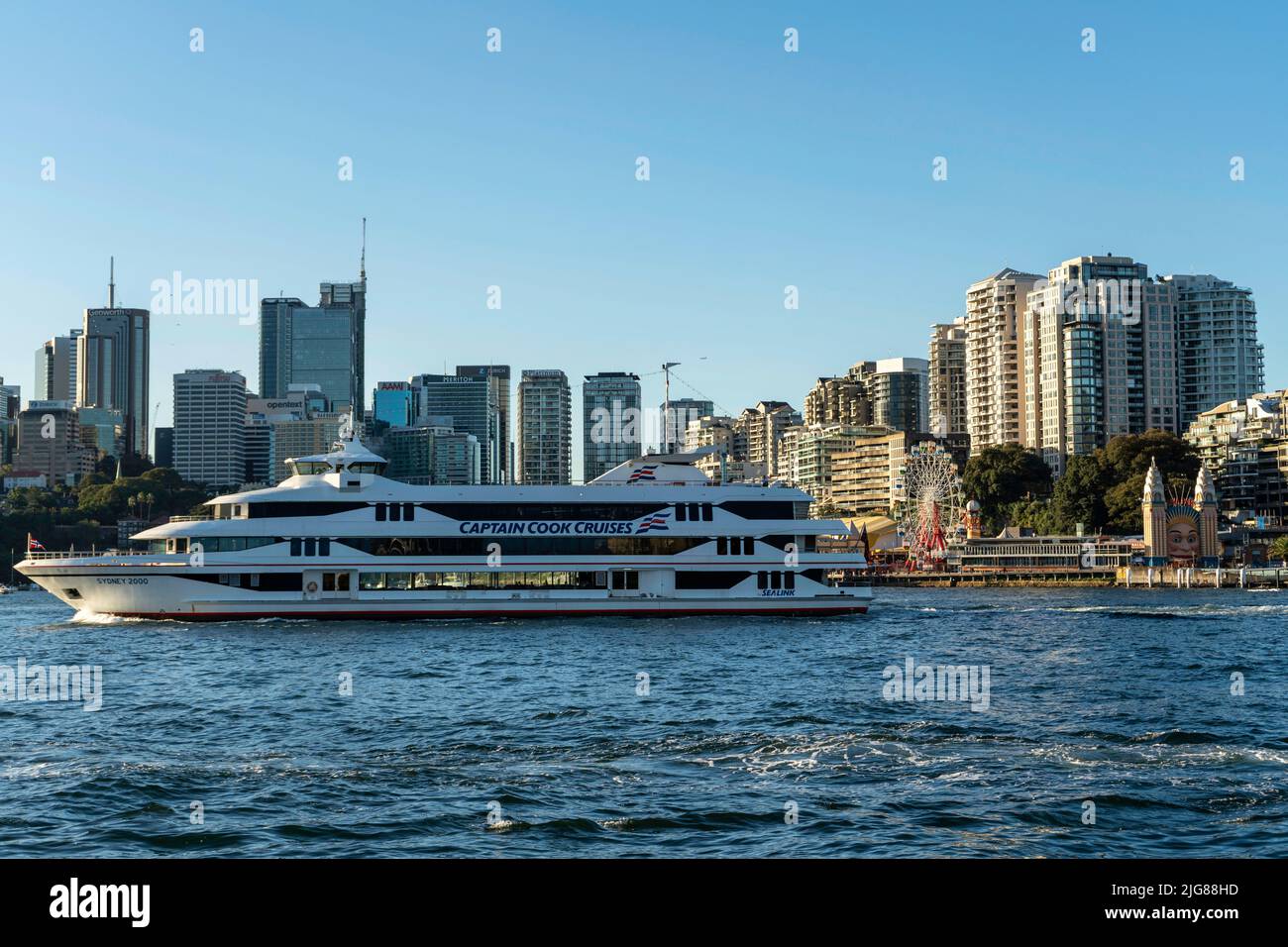 A big ship cruising in the sea near the Opera house Stock Photo - Alamy