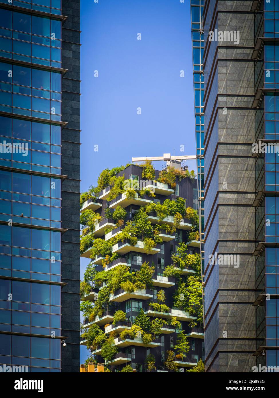 High contrast architecture hi-res stock photography and images - Alamy