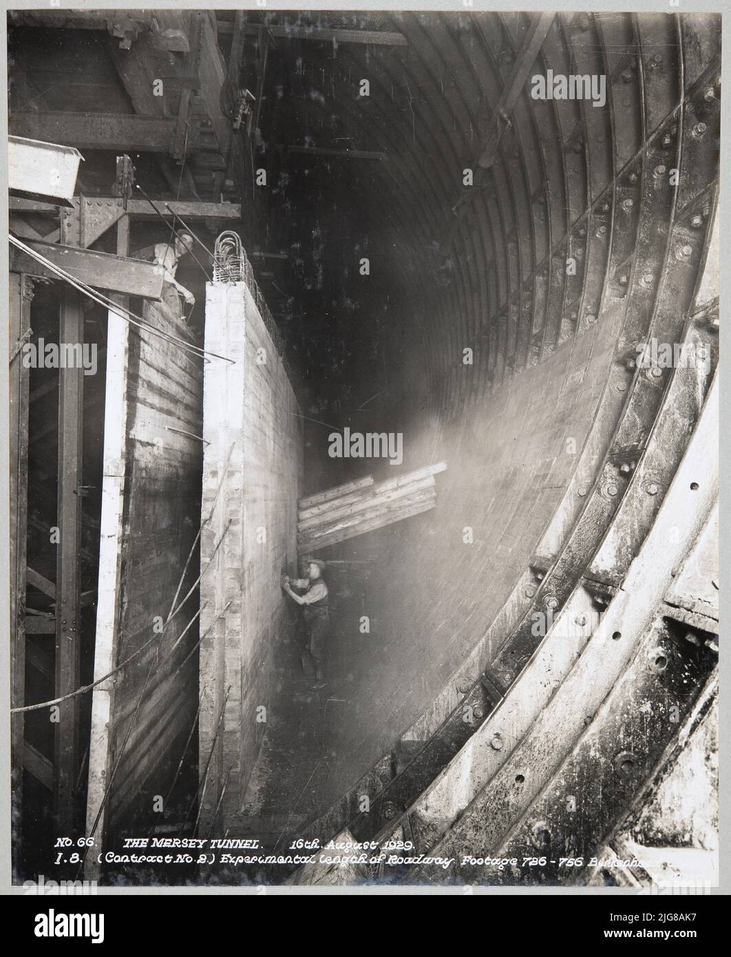 1920s construction workers hi-res stock photography and images - Alamy