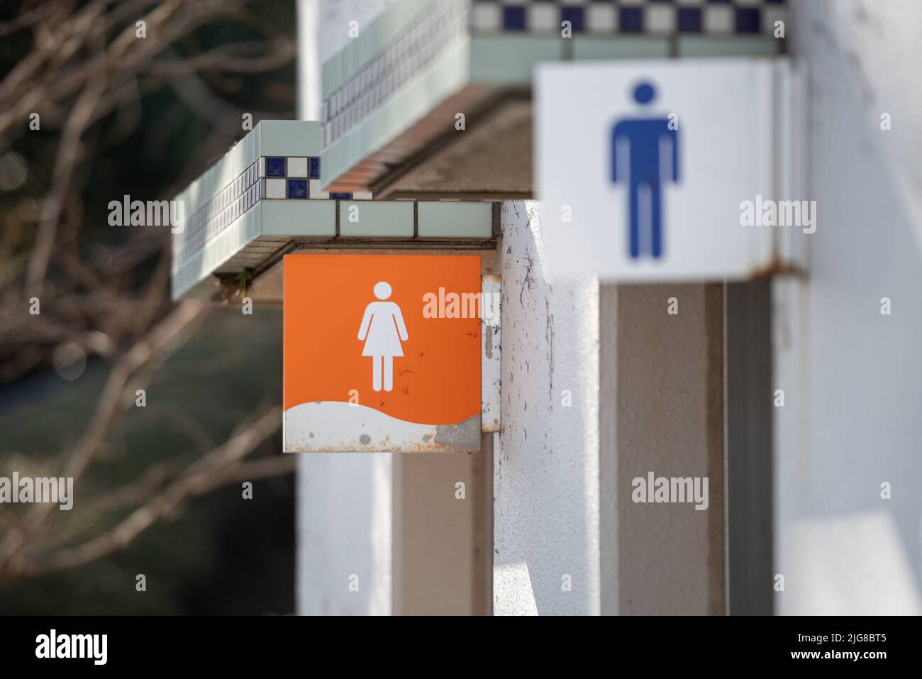 Sign signs banner banners information hi-res stock photography and ...