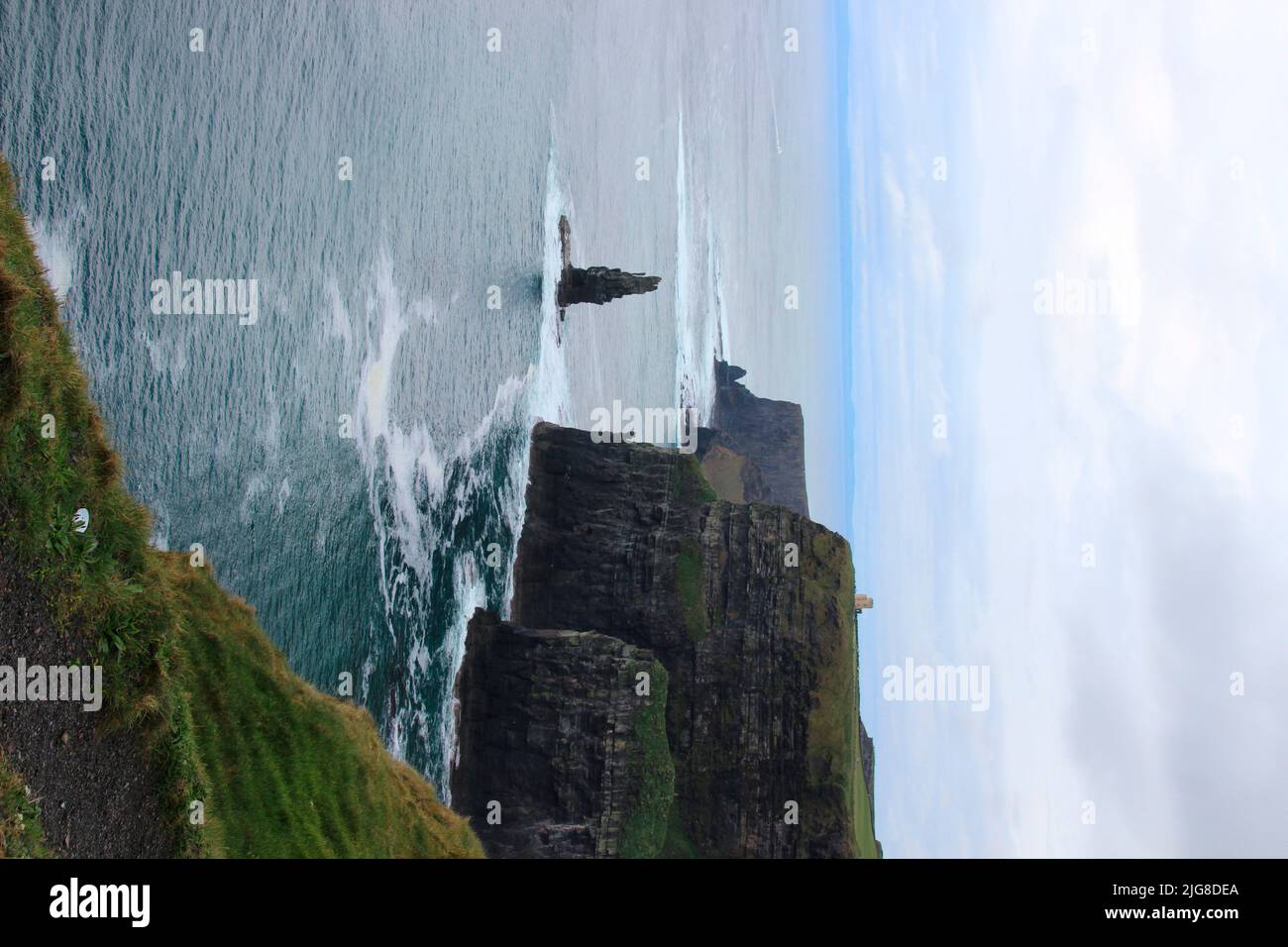 Ireland, Munster, County Clare, Cliffs of Moher, rock tower, coastal ...