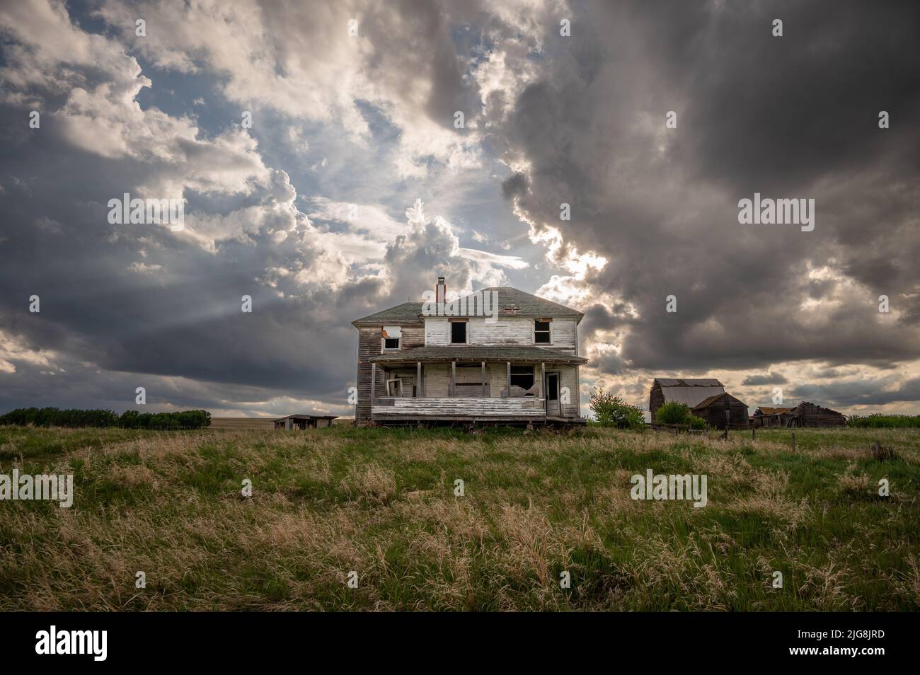 Facade of an old farm house on the prairies of Alberta, Canada Stock ...