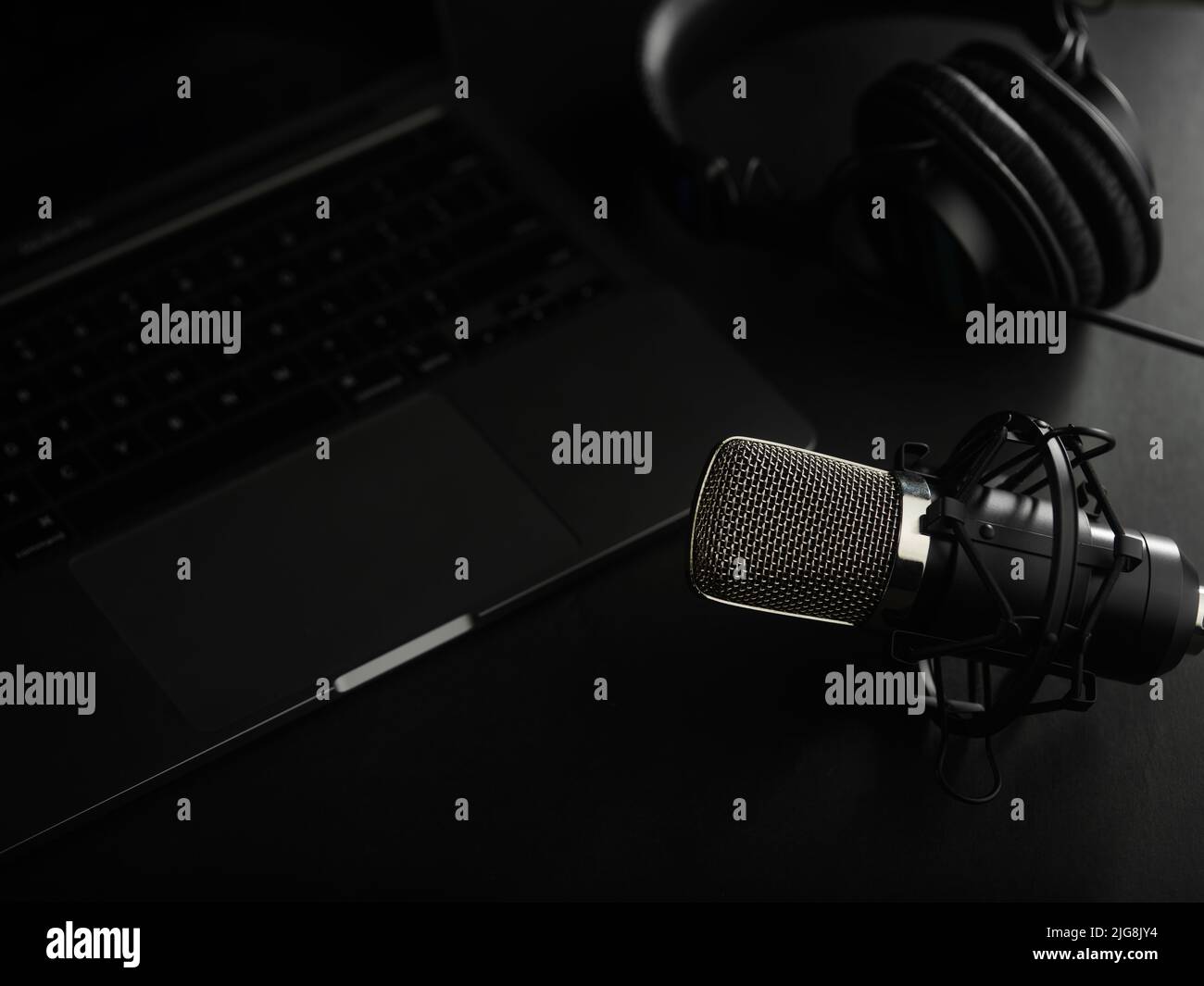 Microphone And Headphones Wallpaper