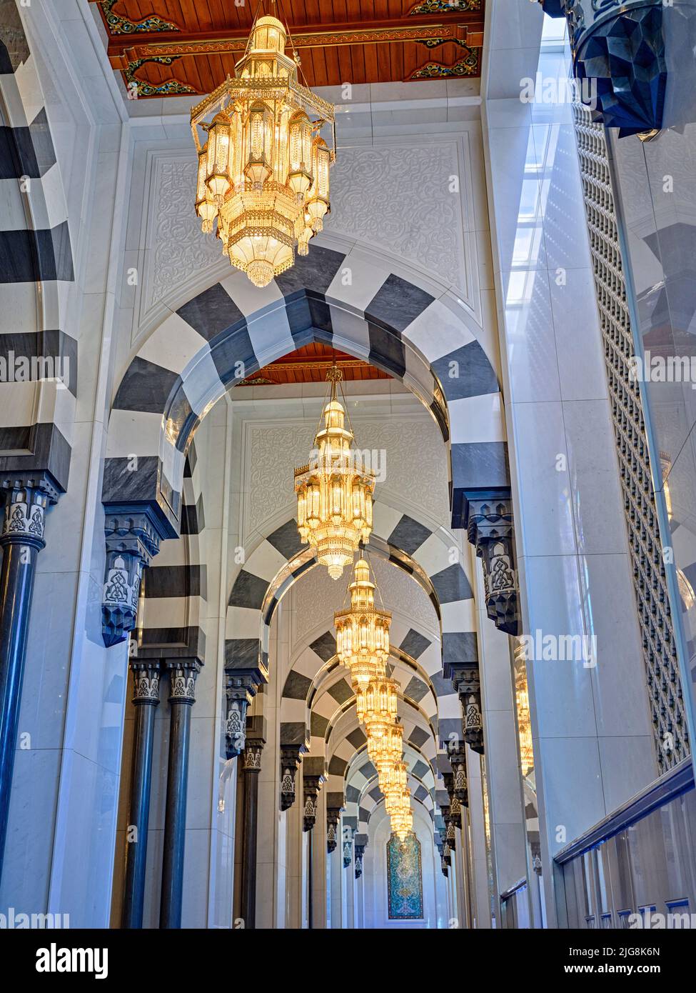 Great Sultan Qabus Mosque in Muscat, Oman Stock Photo - Alamy