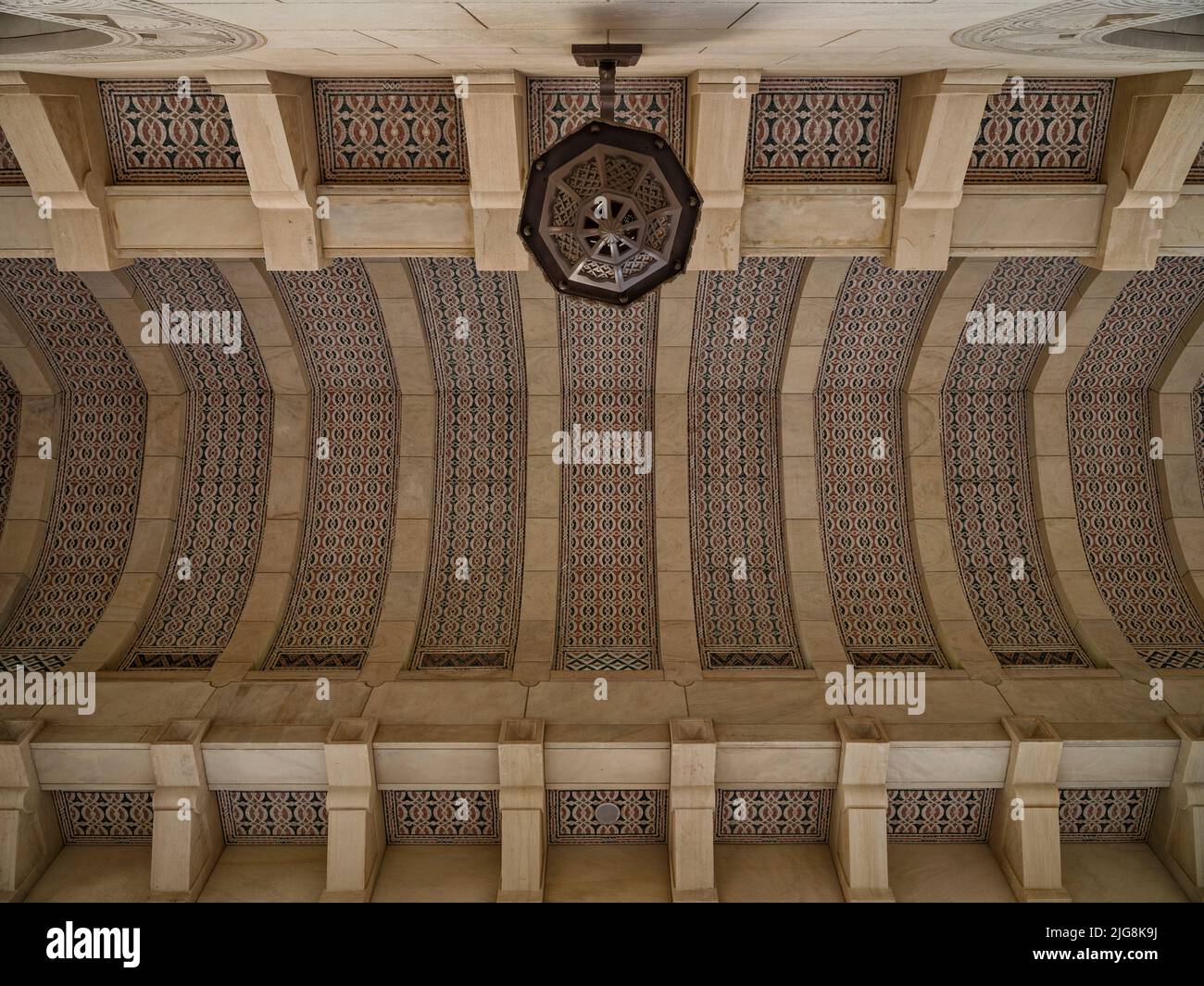 Great Sultan Qabus Mosque in Muscat, Oman Stock Photo - Alamy