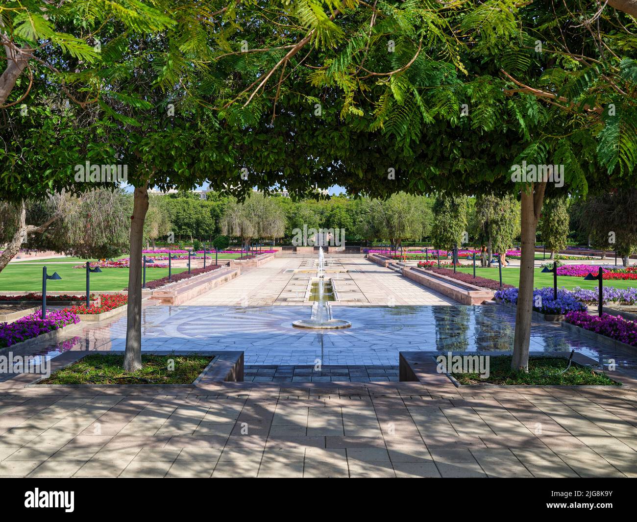 Great Sultan Qabus Mosque in Muscat, Oman Stock Photo - Alamy