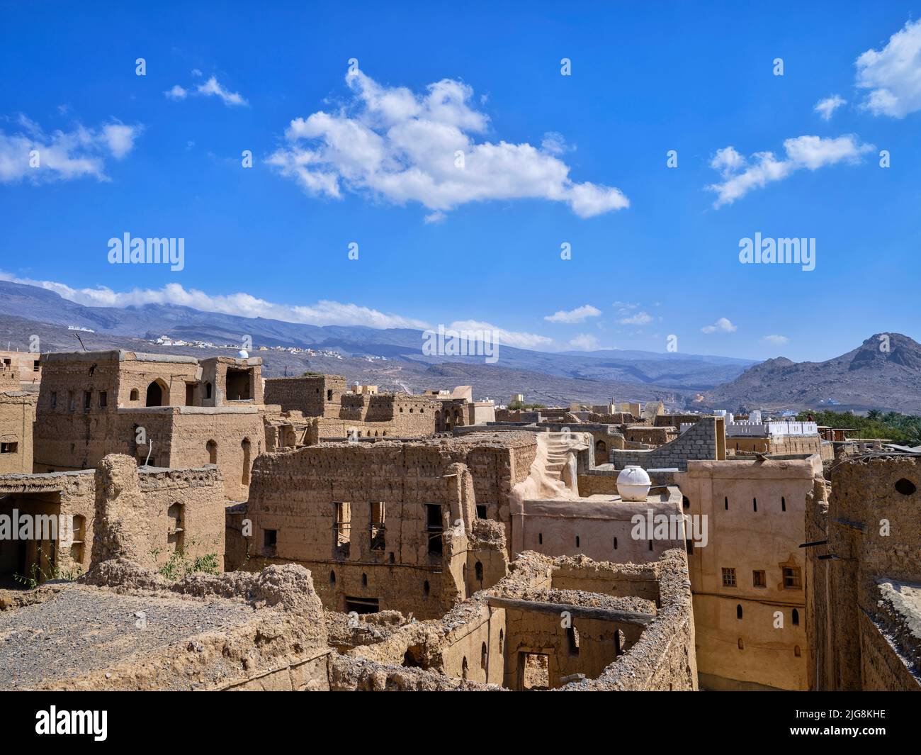 Walk through the historical museum village of Misfat al Abriyyin, Oman ...