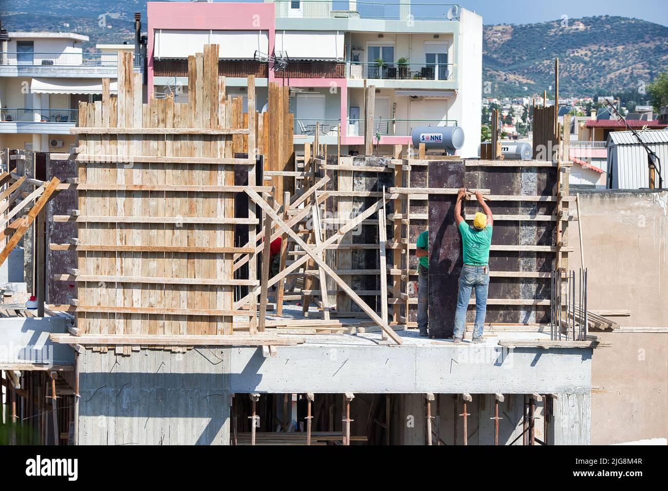 construction workers work, construction apartment building Stock Photo ...