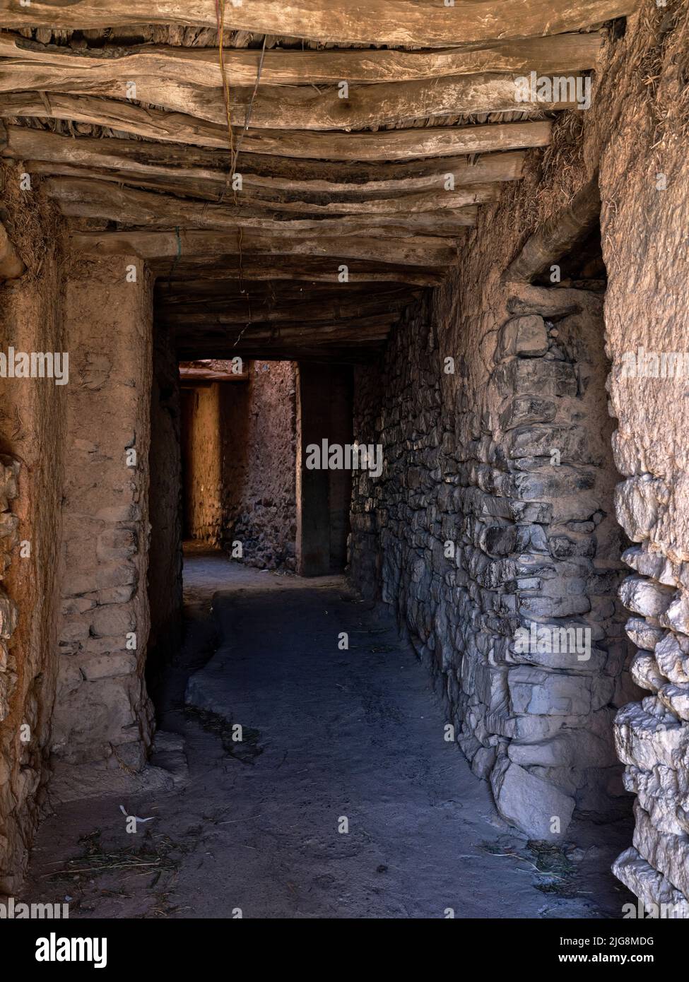 Walk through the mountain village of Al Ain, Oman Stock Photo - Alamy