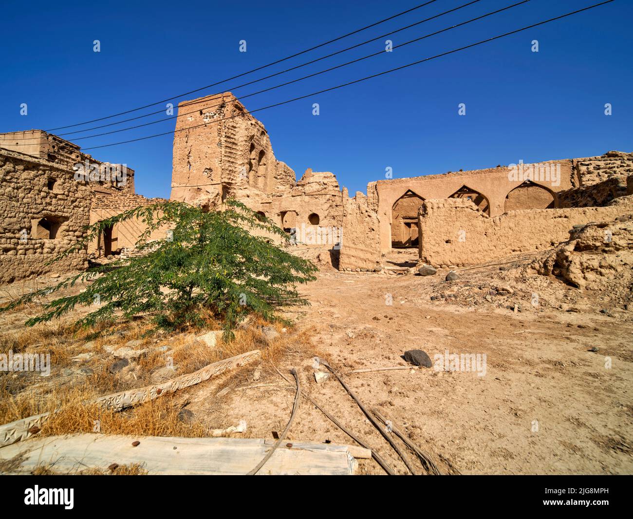 Historic mud city of Sinaw, Oman Stock Photo - Alamy