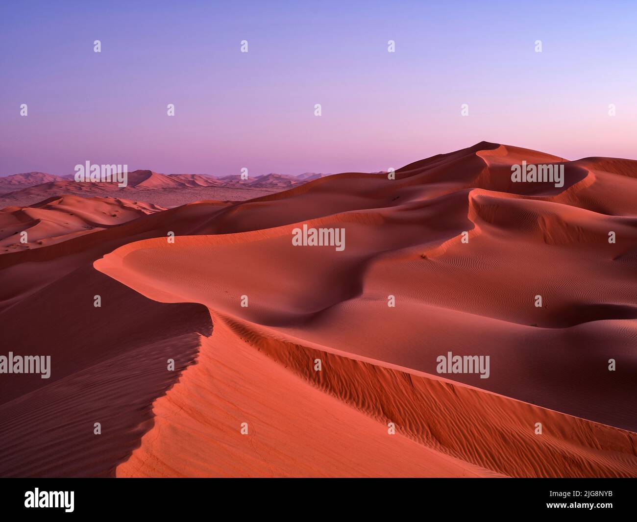 On the road in the dunes of the Rub-al-Khali, Oman Stock Photo - Alamy