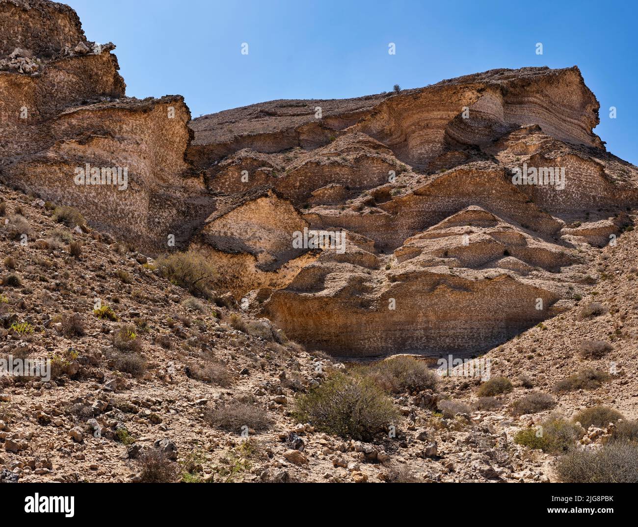 On the coastal road near Hasik, Oman Stock Photo - Alamy