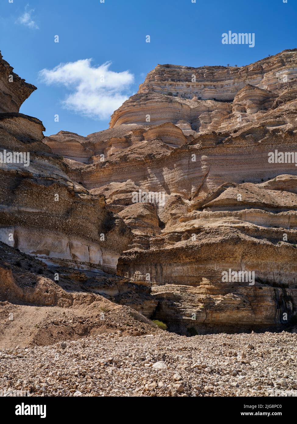 On the coastal road near Hasik, Oman Stock Photo - Alamy