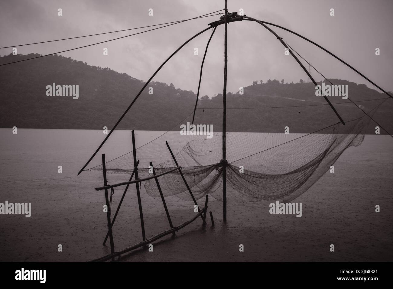 Suspended nets hi-res stock photography and images - Alamy