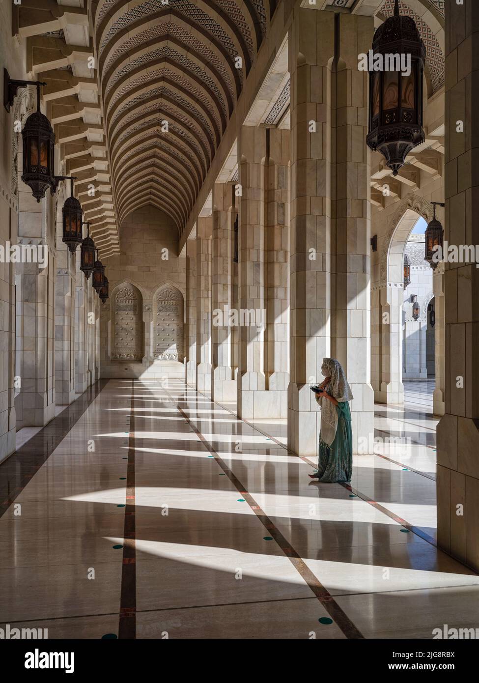 Great Sultan Qabus Mosque in Muscat, Oman Stock Photo - Alamy