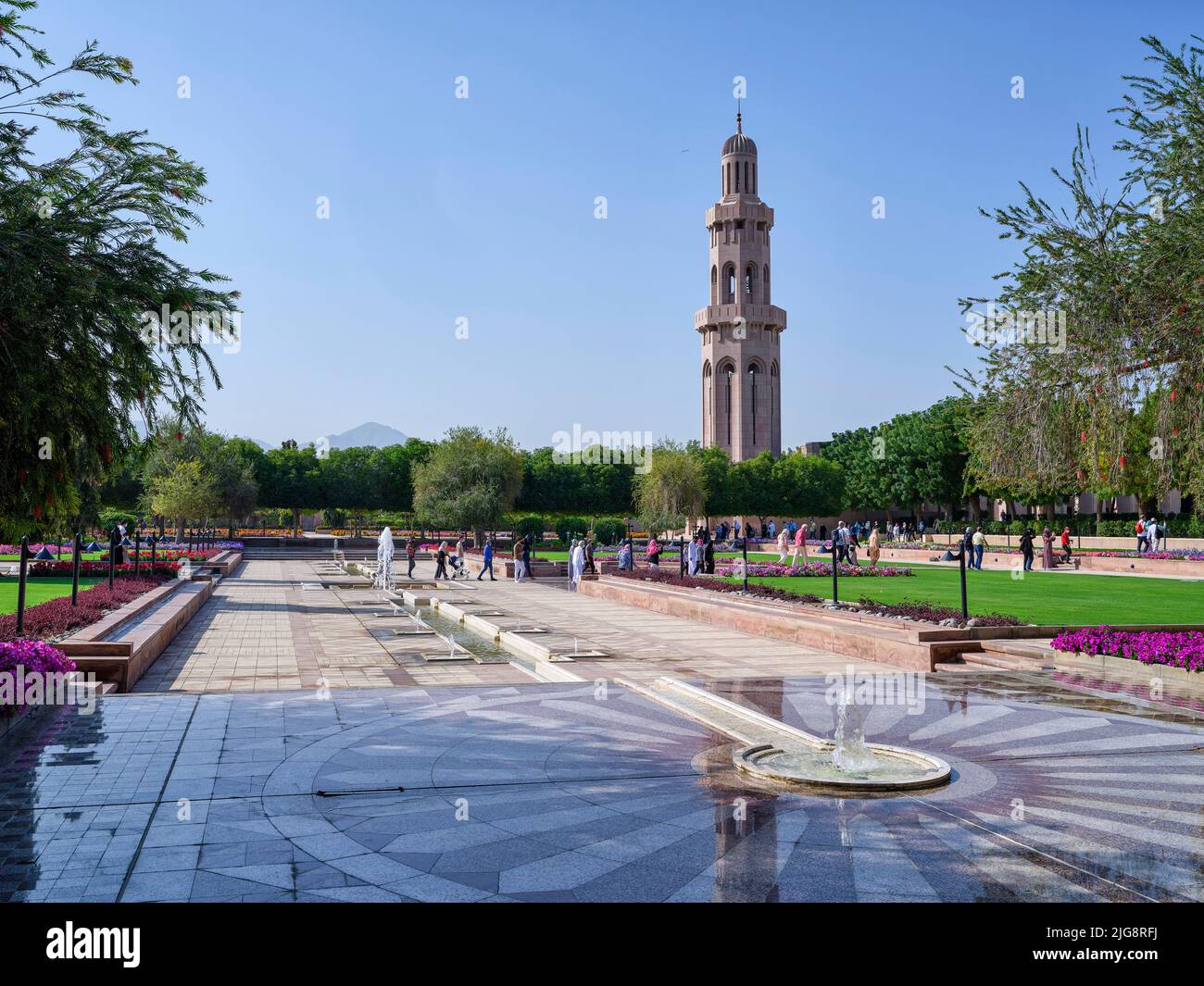 Great Sultan Qabus Mosque in Muscat, Oman Stock Photo - Alamy
