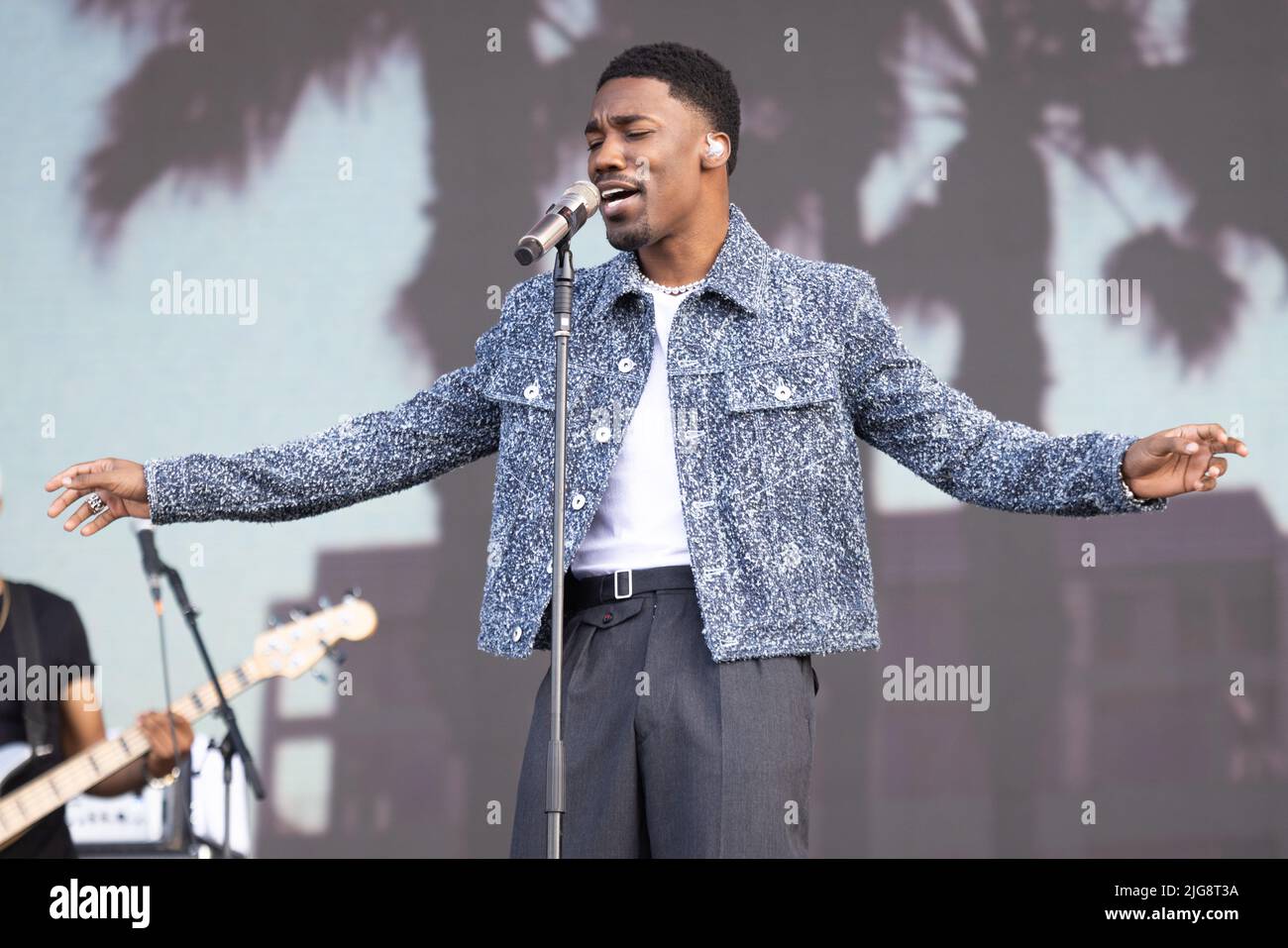 Giveon performing at the Wireless Festival at Finsbury Park in London ...