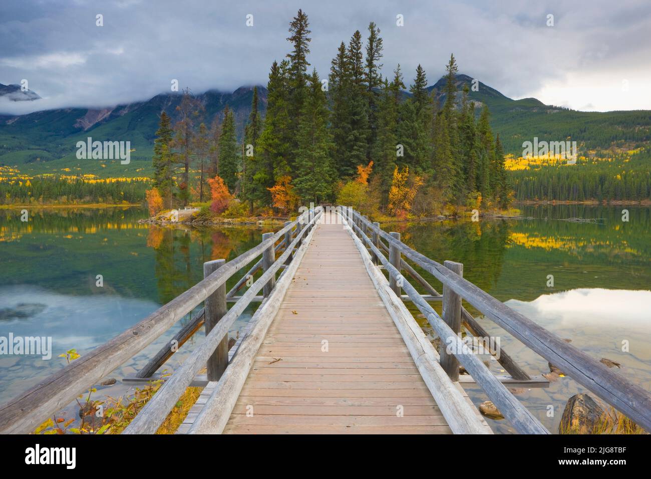 Foot Bridge to Island, Pyramid Lake, Jasper National Park, Alberta ...